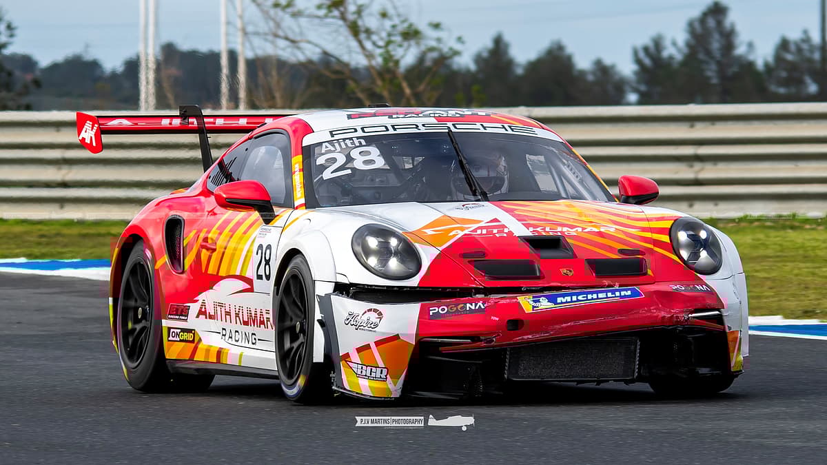 Ajith Kumar: 'பெருமையான தருணம்'- கார் பந்தயத்தில் 2-ம் இடம் பிடித்த ...