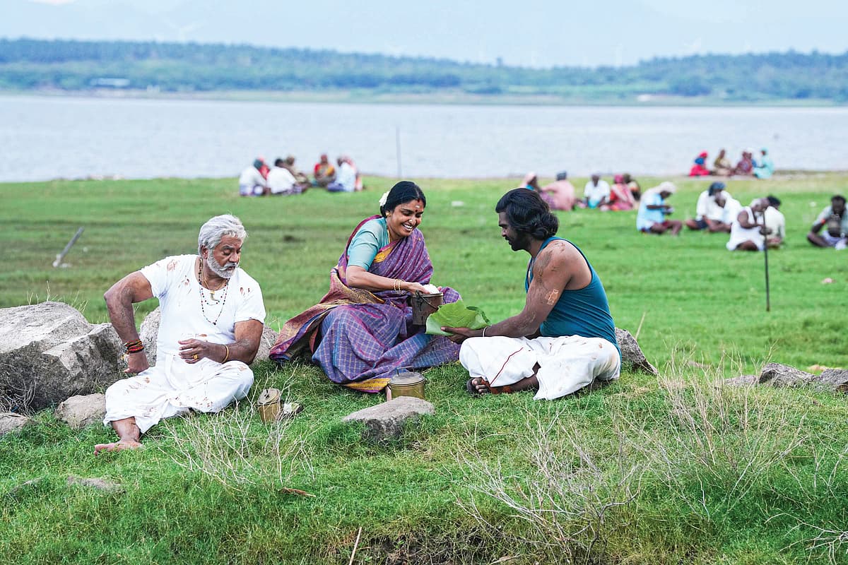 கொம்புசீவி விமர்சனம்: சண்முக பாண்டியன், சரத்குமார் நடிப்பில் வெளியான ...