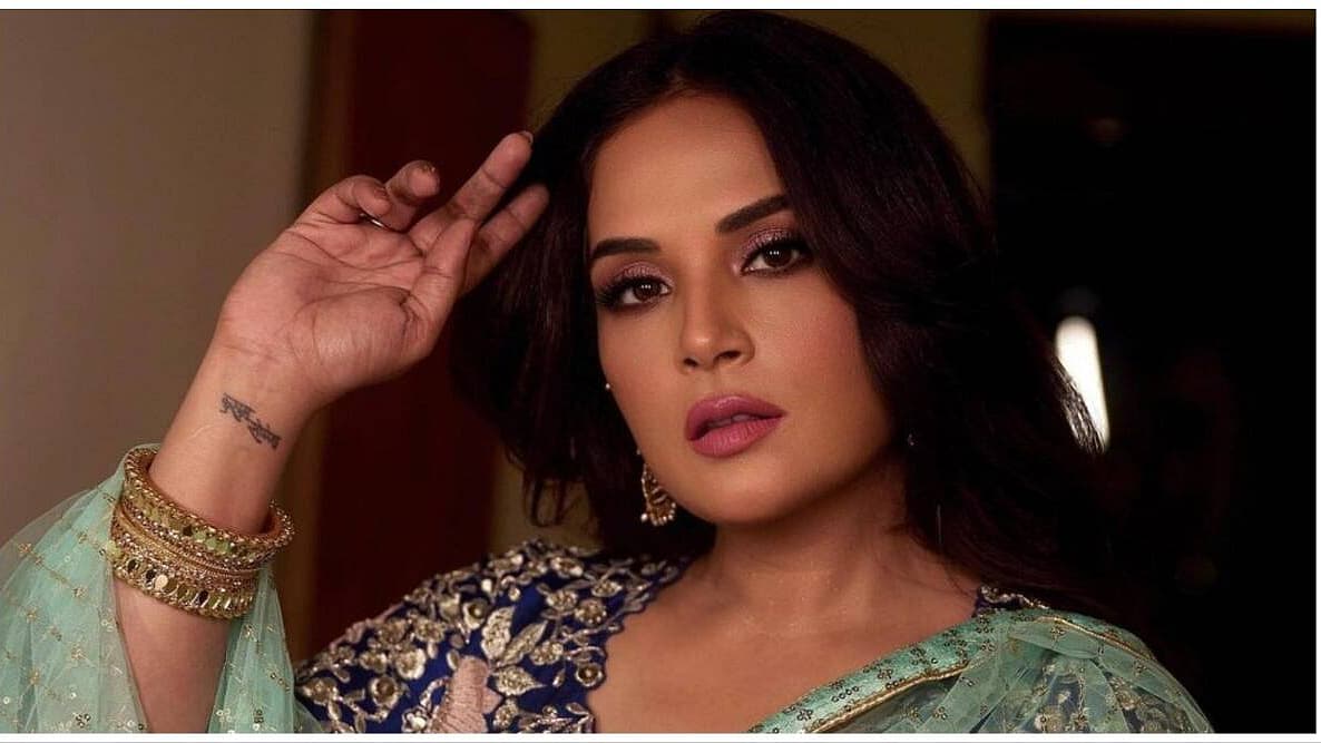 ``படப்பிடிப்பில் என் பொருட்களை தூக்கி வீசினர்"- கசப்பான அனுபவத்தை ...