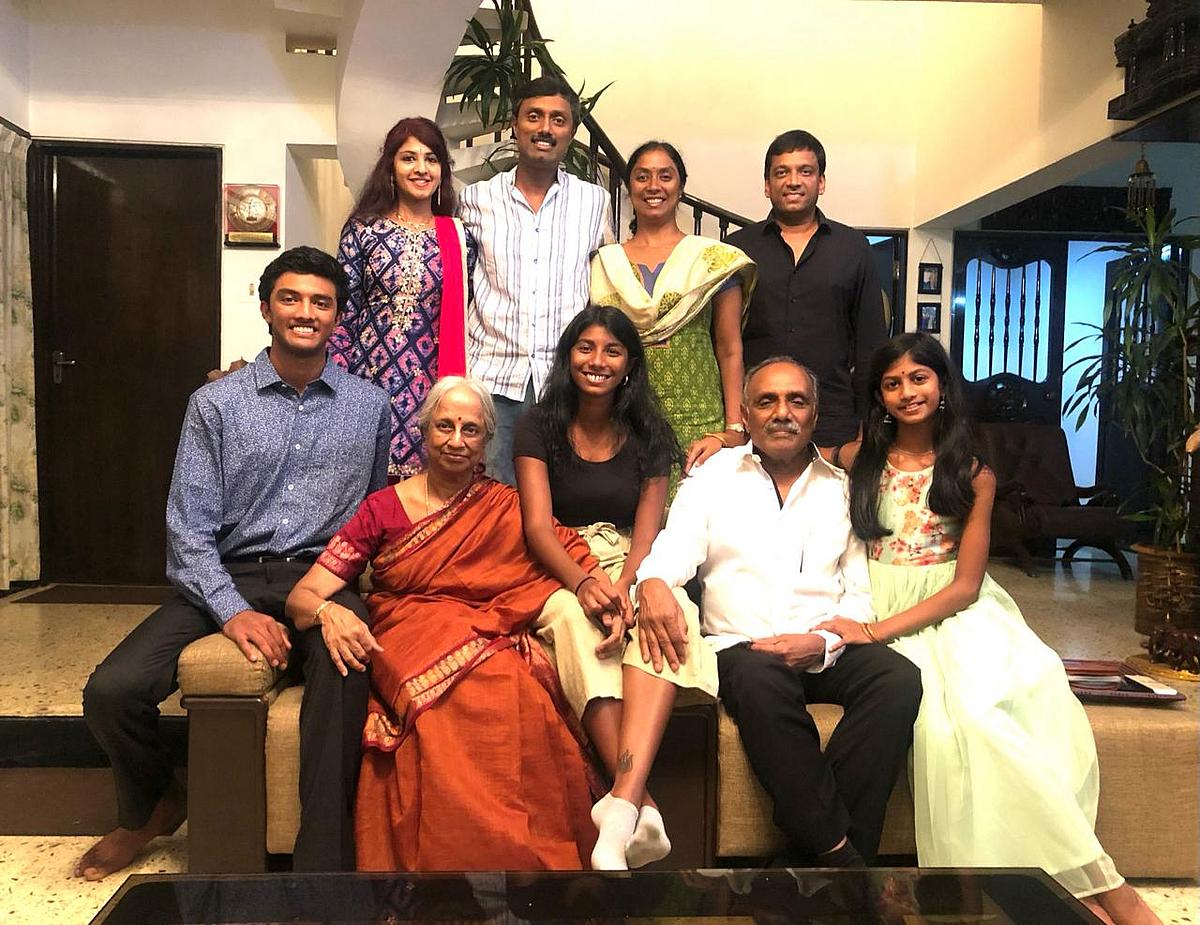 Diwali: 'மாமனார் பேராசிரியர் க.அன்பழகனும் நானும்' - மனம் திறக்கும் டாக்டர் சொக்கலிங்கம் ...