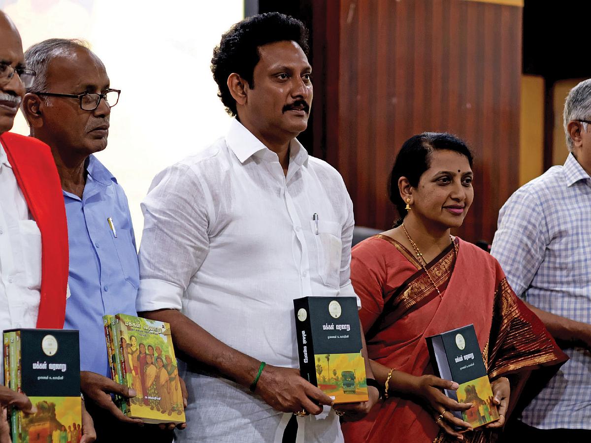 Vikatan Plus - 14 September 2025 - ``நான், அனுஷ்கா மேடத்தின் ரசிகன்... இப்போது, தீவிர ரசிகன் ...