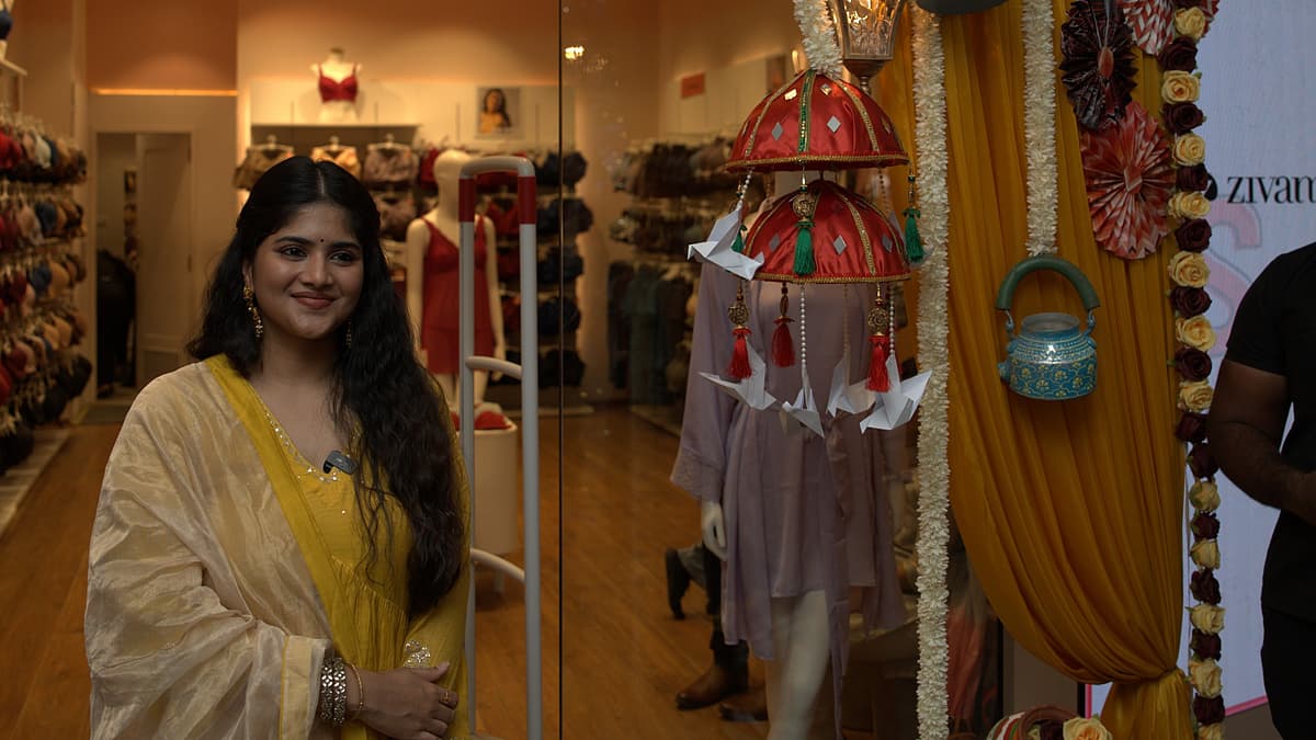 `புதிய சிந்தனைகளை வரவேற்போம்' ஜிவாமே ஷோரூமில் பொங்கல் கொண்டாட்டம் ...