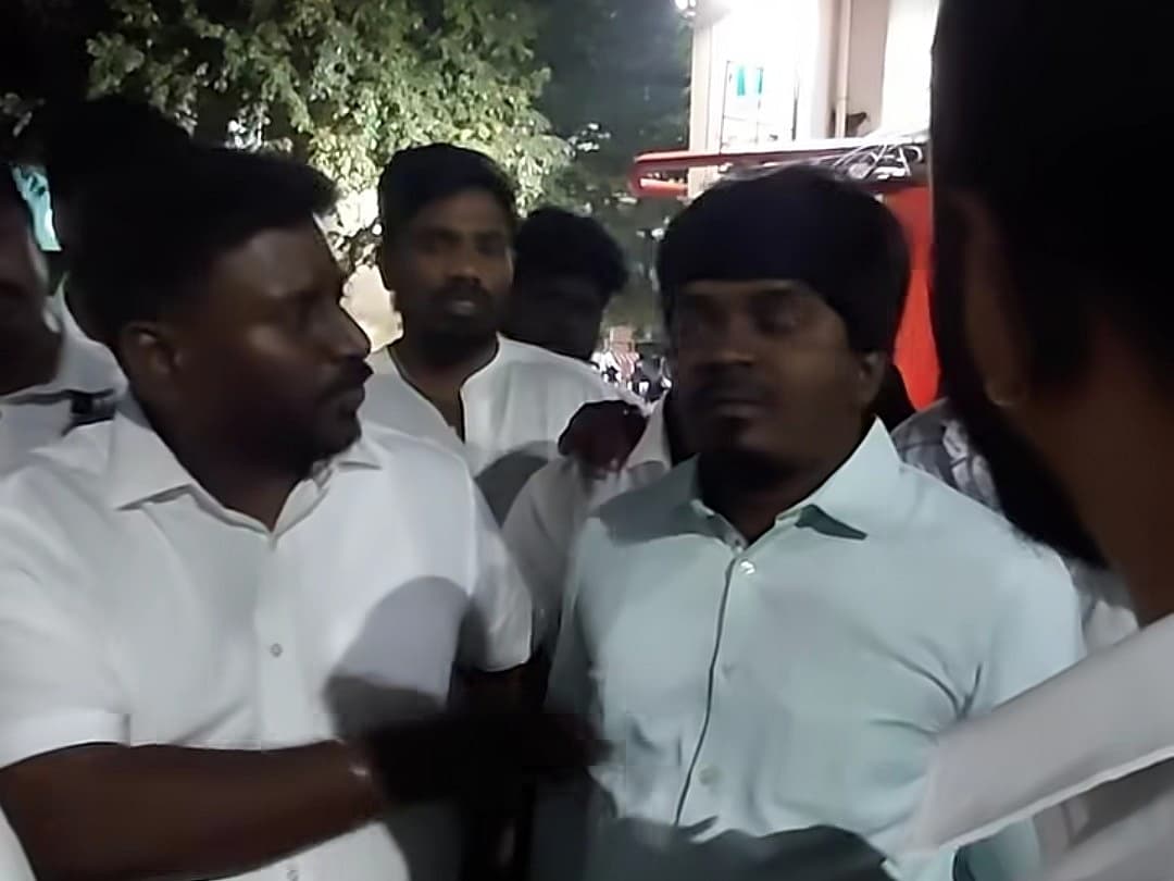 விஜய்யின் தவெக Vs அமைச்சர் சேகர் பாபு; துறைமுகம் தொகுதியின் பரபர மோதல் ...